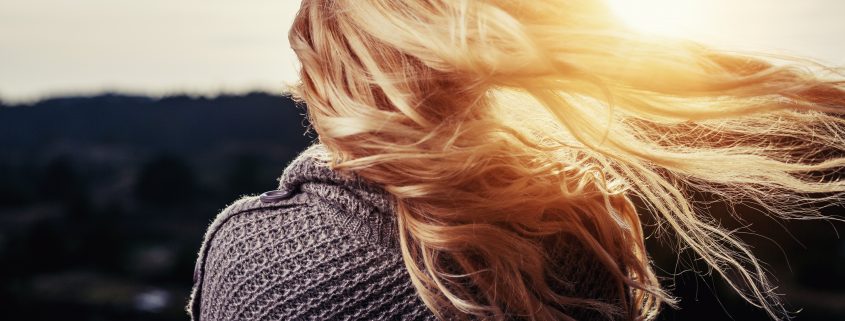 Cure de sébum : La solution naturelle pour des beaux cheveux